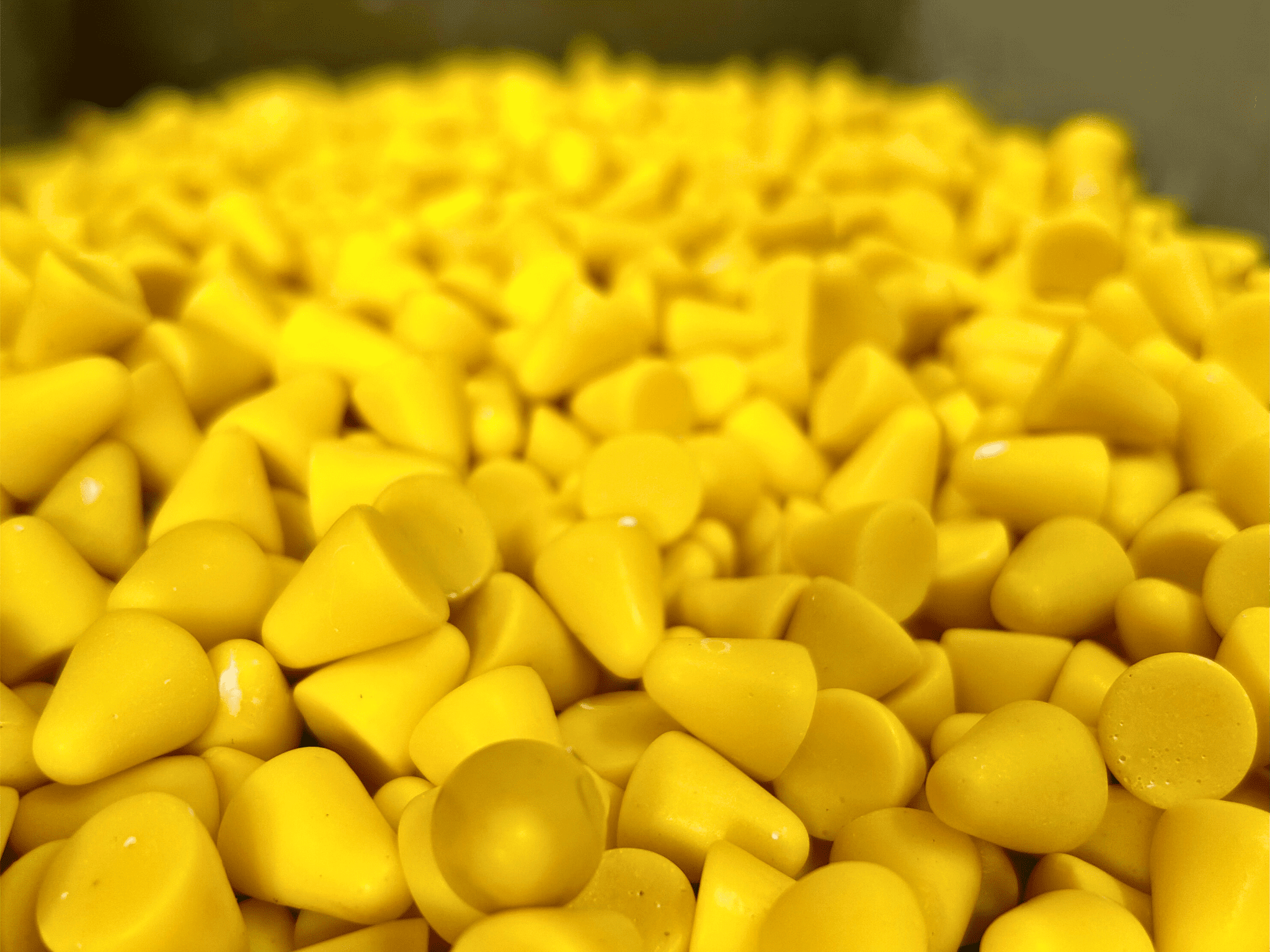 Understanding Plastic Media in Vibratory Surface Finishing - Sharmic ...